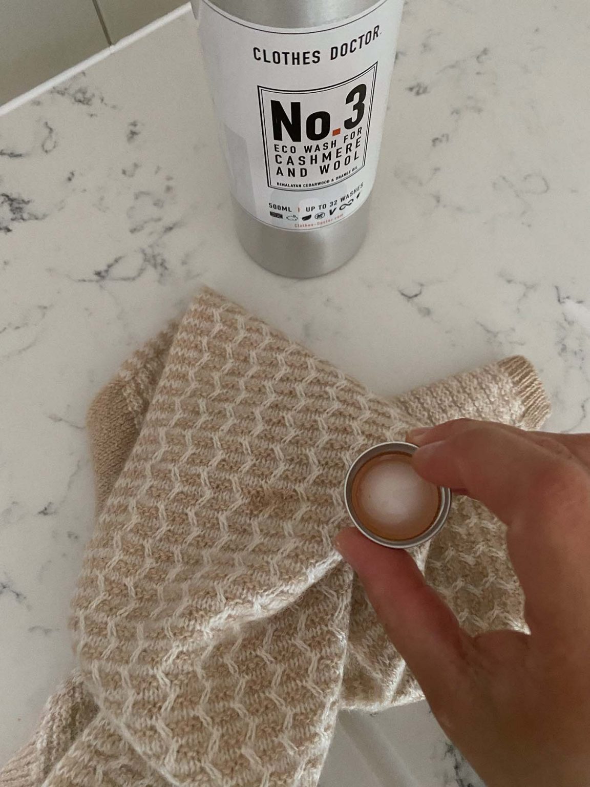 How to Wash Cashmere - The Ultimate Guide • Oats & Rice